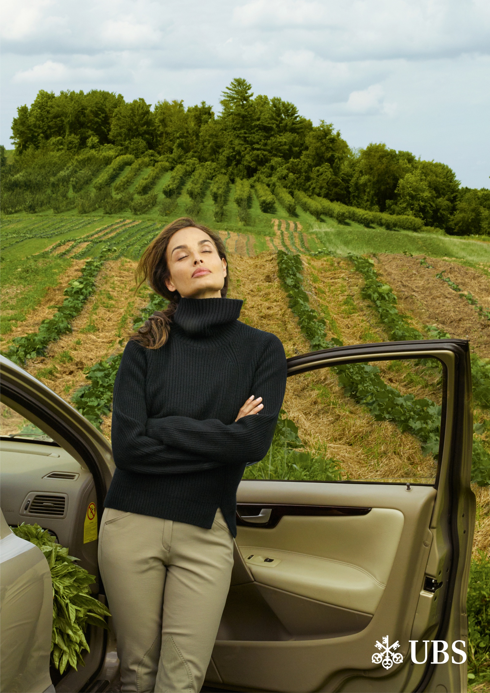 UBS reveals new branding (and new sound…) - Design Week