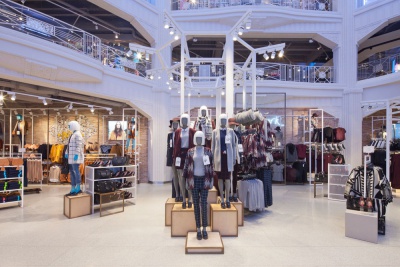 New Primark flagship store includes 11 LED screens - Design Week