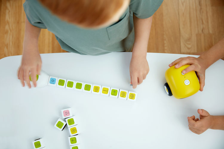 The toy robot teaching kids to code without screens - Design Week