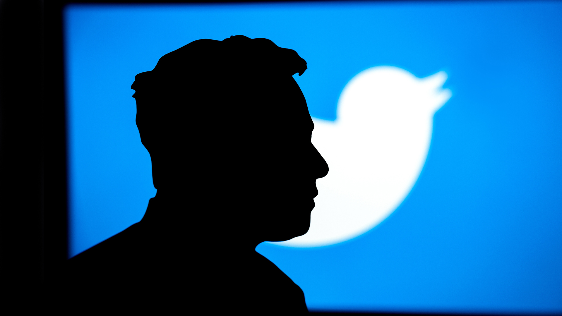 Twitter rebrands to X with “good enough” logo - Design Week